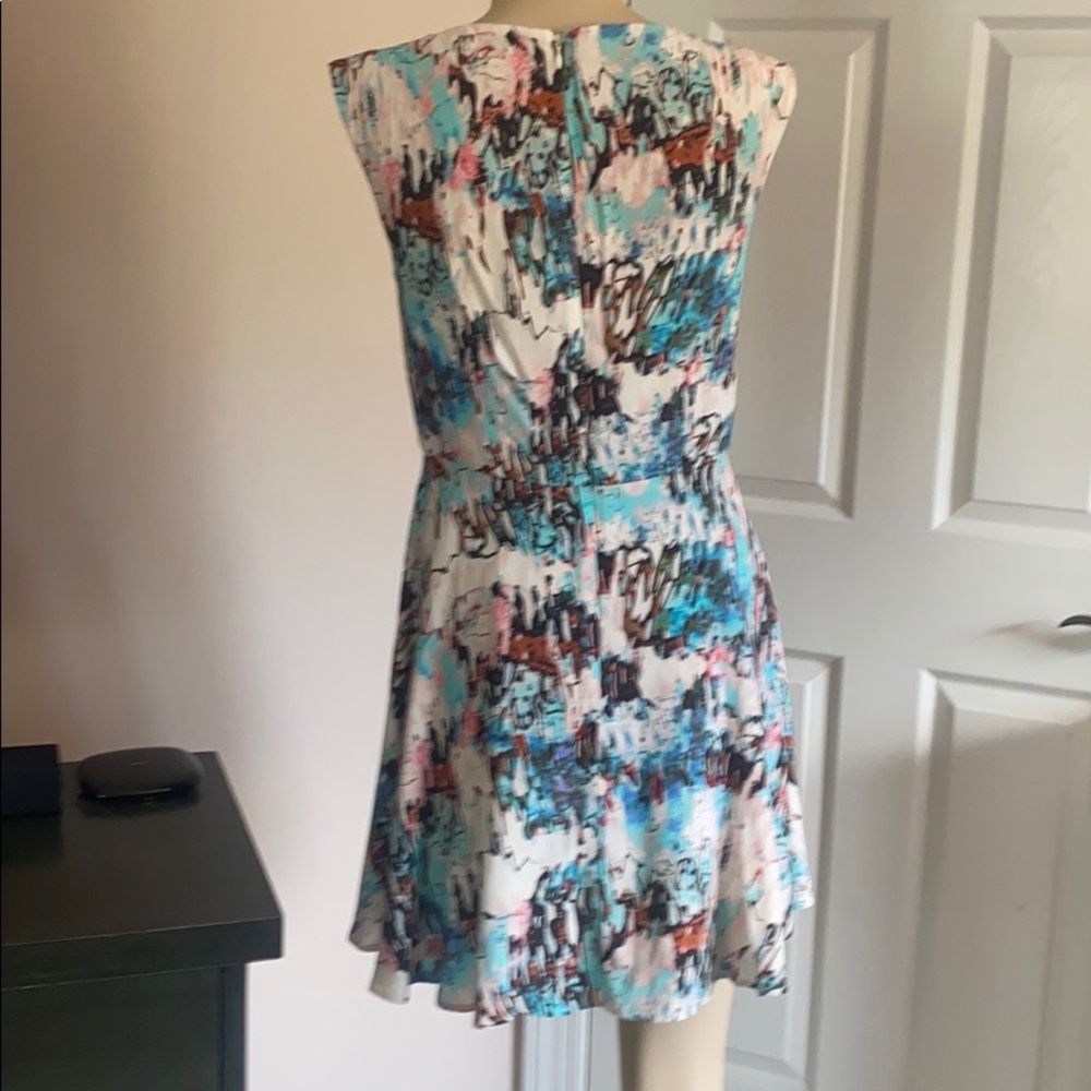 French Connection Dress Watercolor Pattern-Sz 6 - Gem